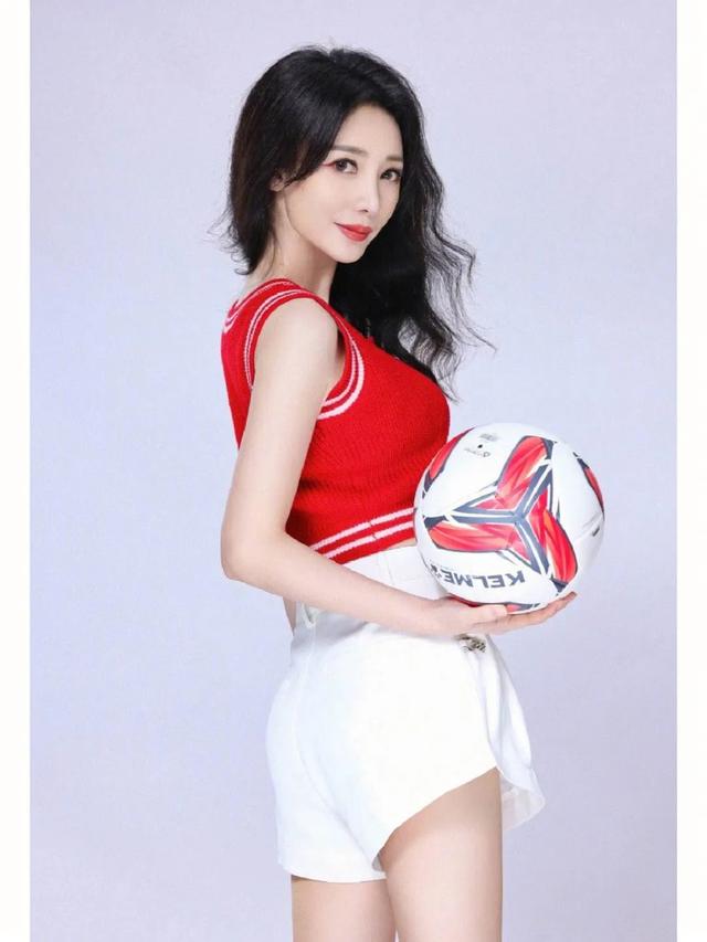 To be honest, Liu Yan's body is really good for internal entertainment ...
