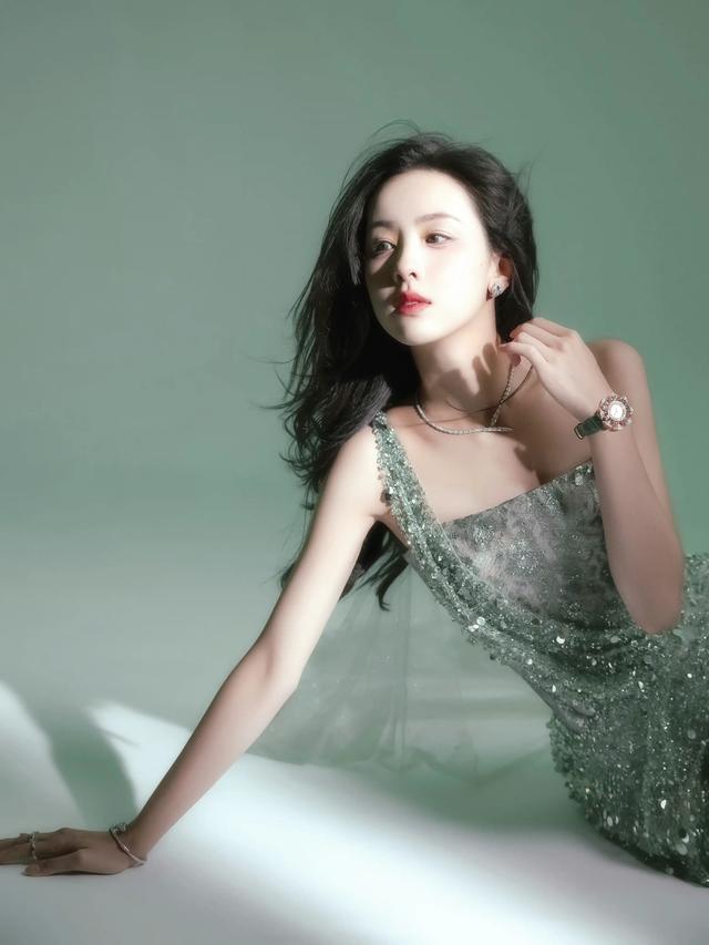 Chen Duling| Feeling cool?? - iMedia